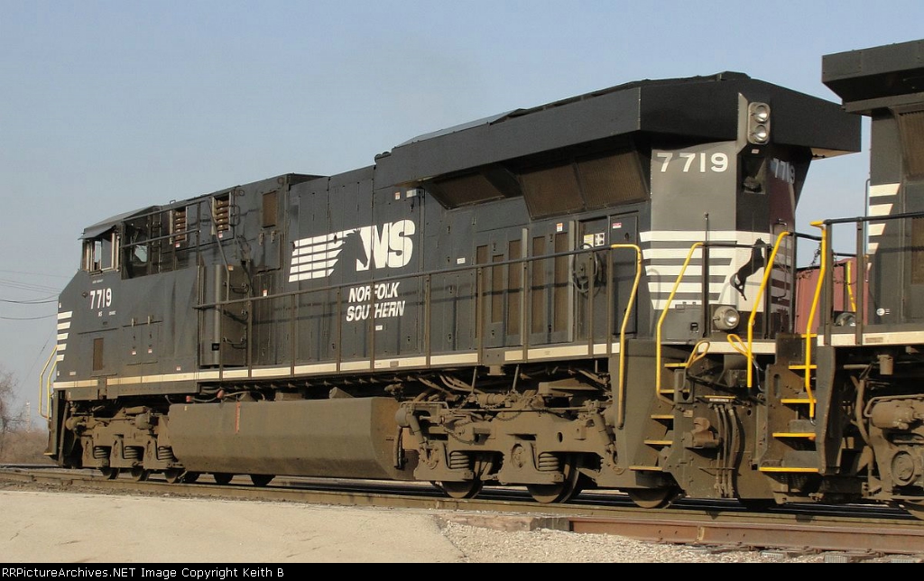 NS 7719